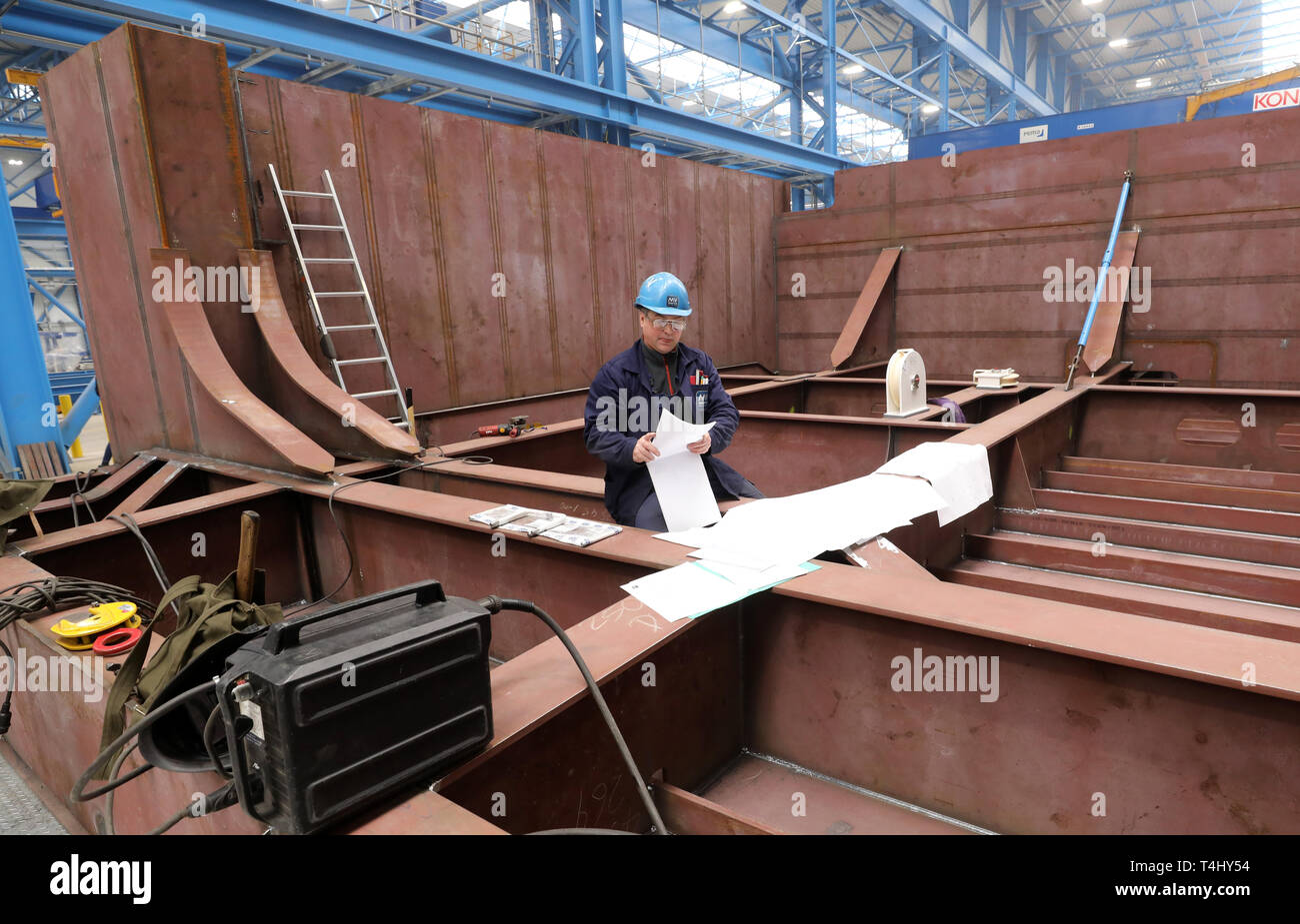 60 metre long ship hi-res stock photography and images - Alamy