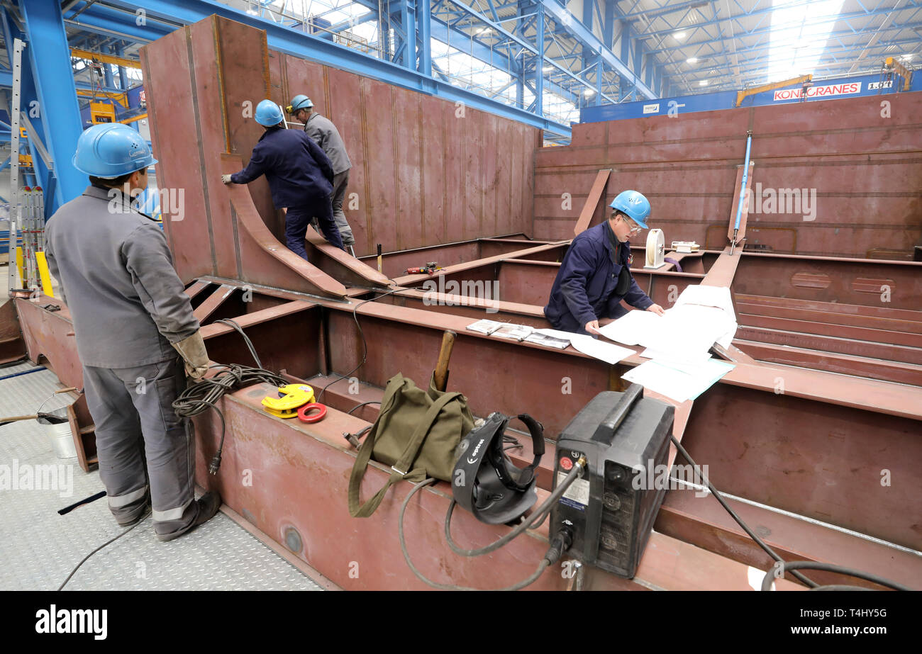 54 metres long hi-res stock photography and images - Alamy