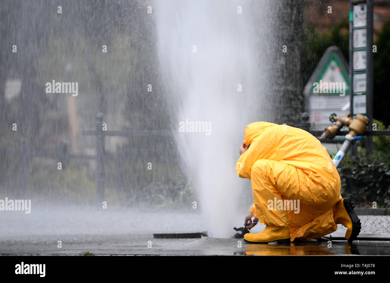 Berlin, Germany. 12th Apr, 2019. Water splashes out of a hydrant while ...