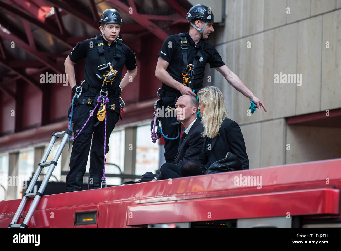 Extinction rebellion train glue hi-res stock photography and images - Alamy
