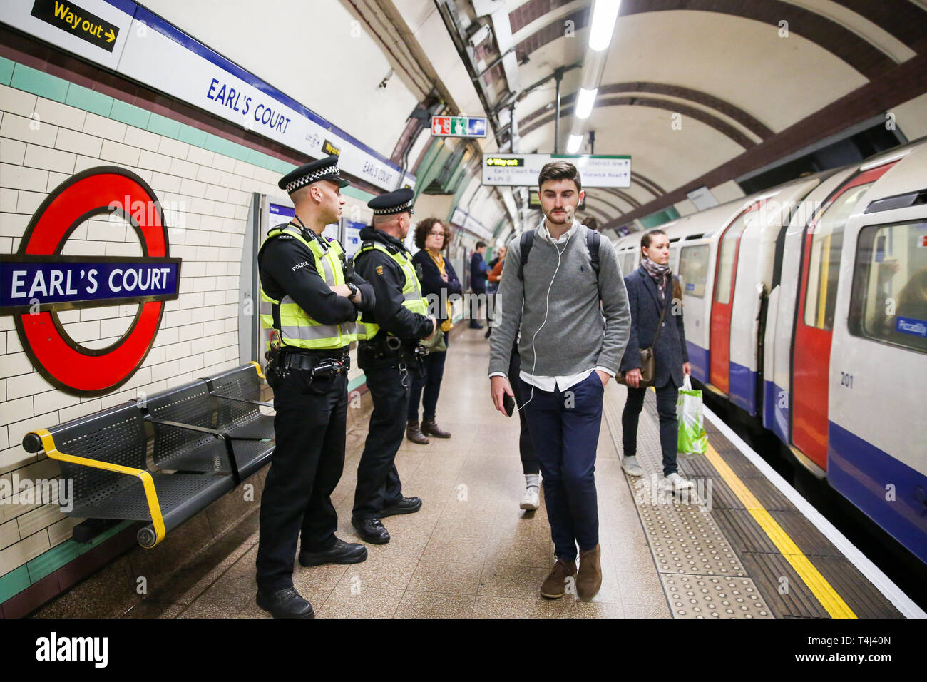 London Underground, UK. 17th Apr, 2019. British Transport Police ...
