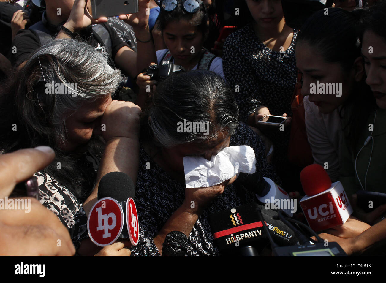 Supporters of president alan peru hi-res stock photography and images ...