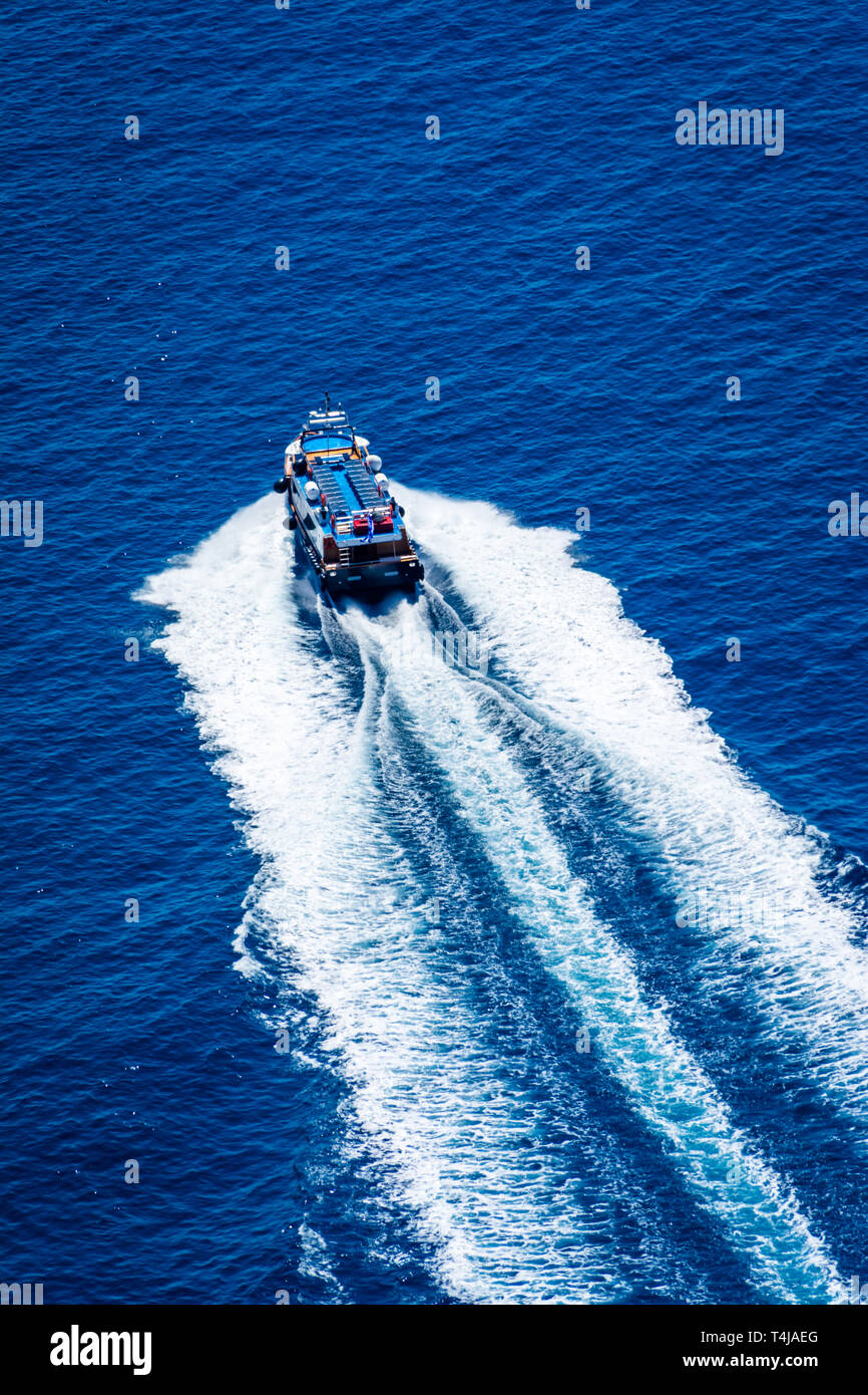 motor boat in the sea Stock Photo - Alamy