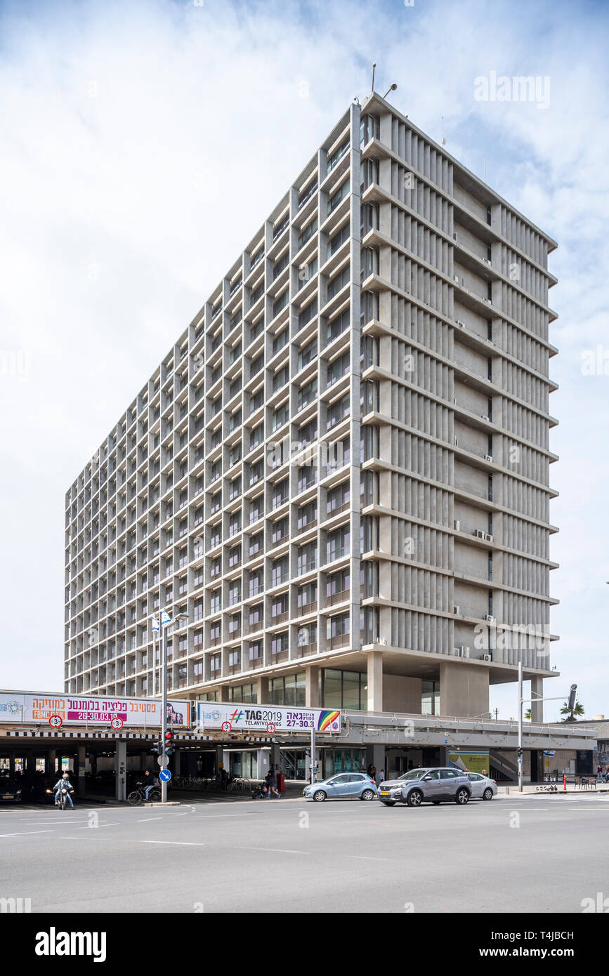 Israel, Tel Aviv-Yafo - 30 March 2019: Tel Aviv city hall designed in ...