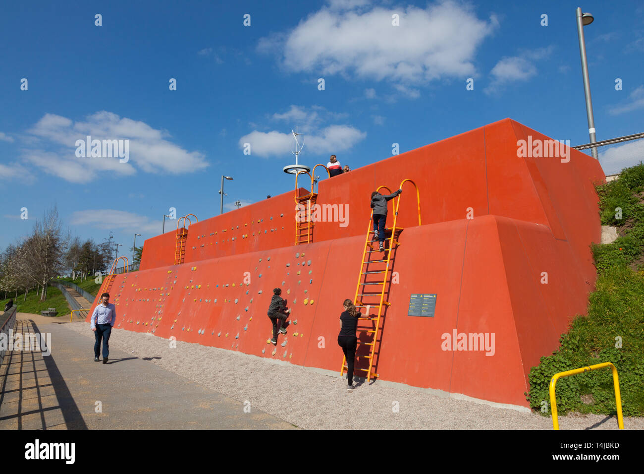 English bouldering hi-res stock photography and images - Alamy