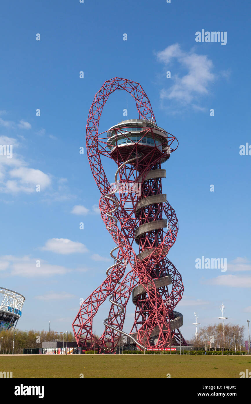 Worlds longest tunnel slide hi-res stock photography and images - Alamy