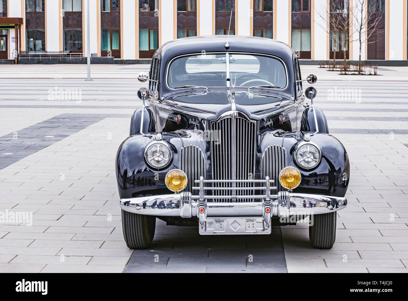 Packard motor car company history hi-res stock photography and images ...