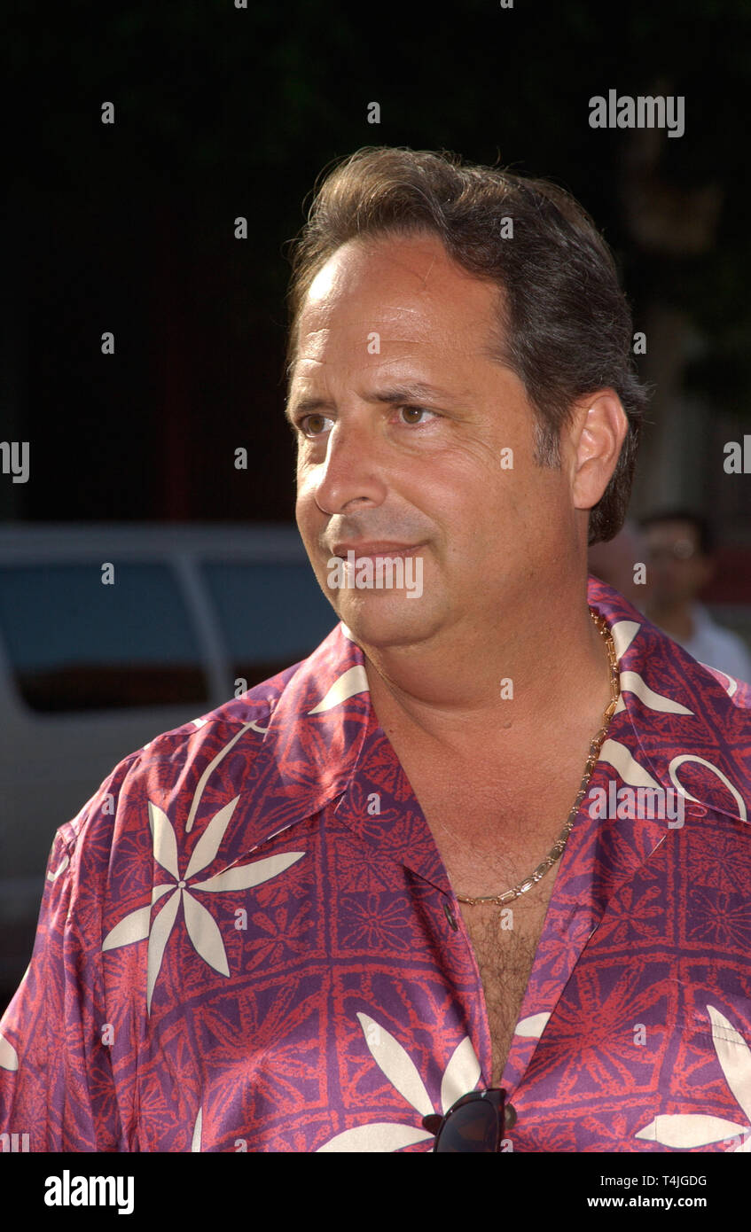 LOS ANGELES, CA. June 06, 2004: Actor JON LOVITZ at the world premiere ...