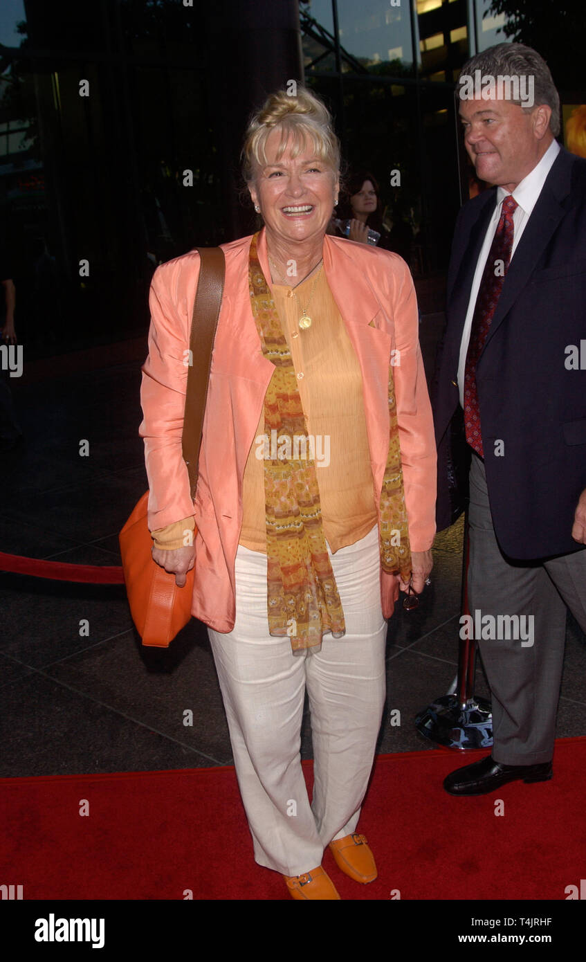 Diane ladd and husband hi-res stock photography and images - Alamy