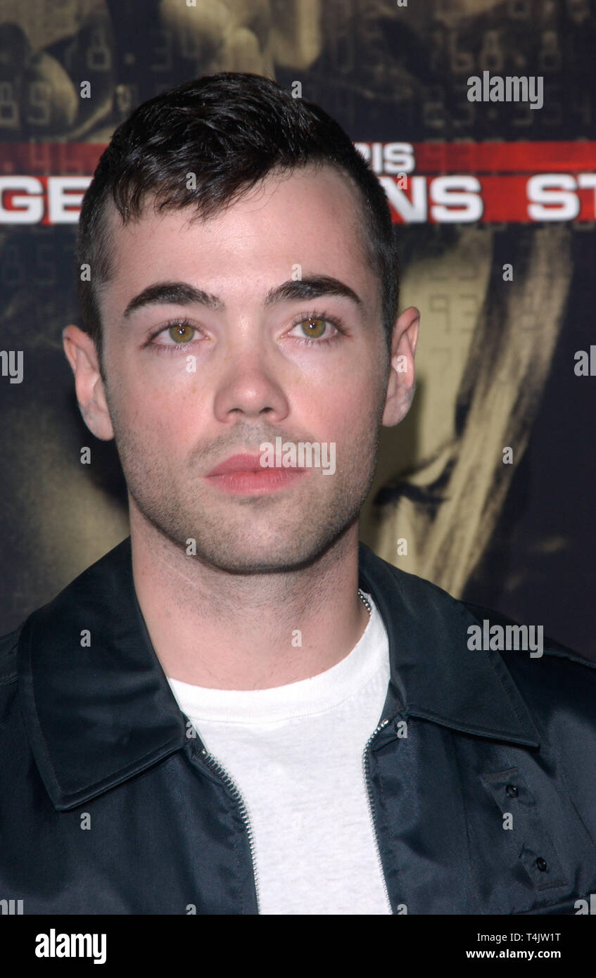 LOS ANGELES, CA. September 09, 2004: Actor JOHN HEMSLEY at the Los ...