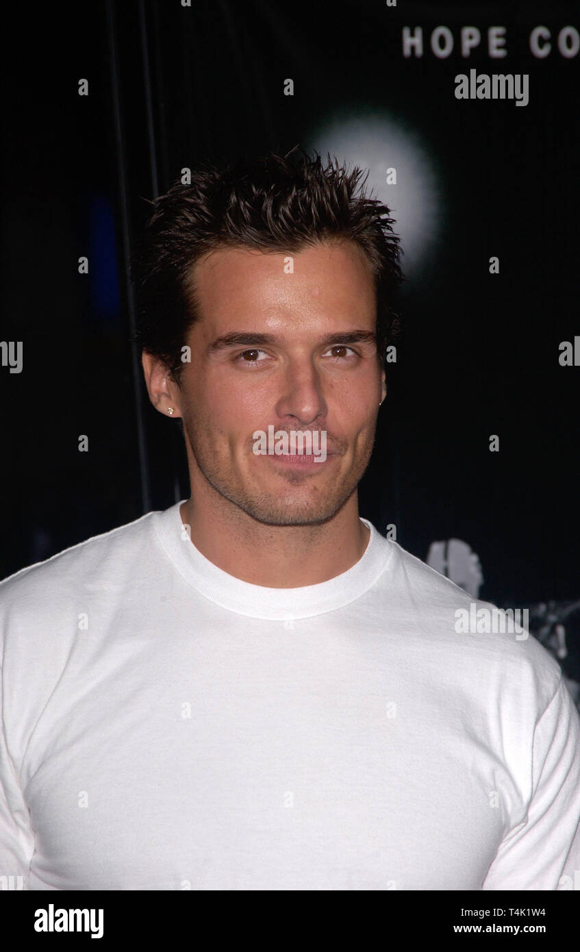 LOS ANGELES, CA. October 06, 2004: Actor ANTONIO SABATA at the world ...