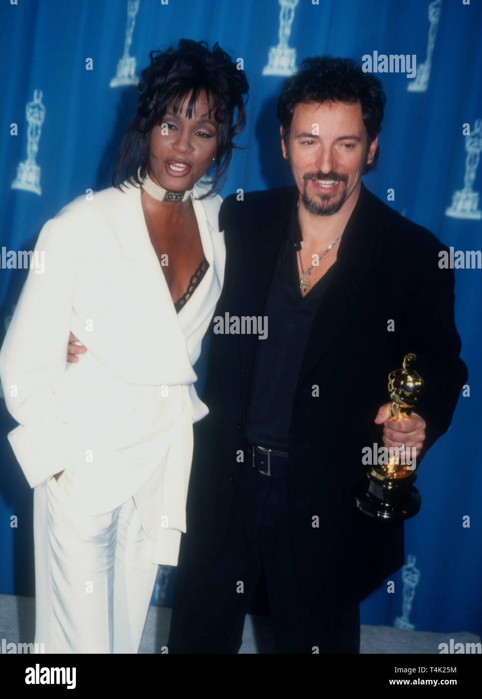 Whitney houston academy awards hi-res stock photography and images - Alamy