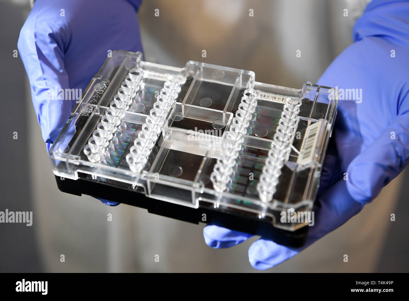 Laboratory laboratories hi-res stock photography and images - Alamy