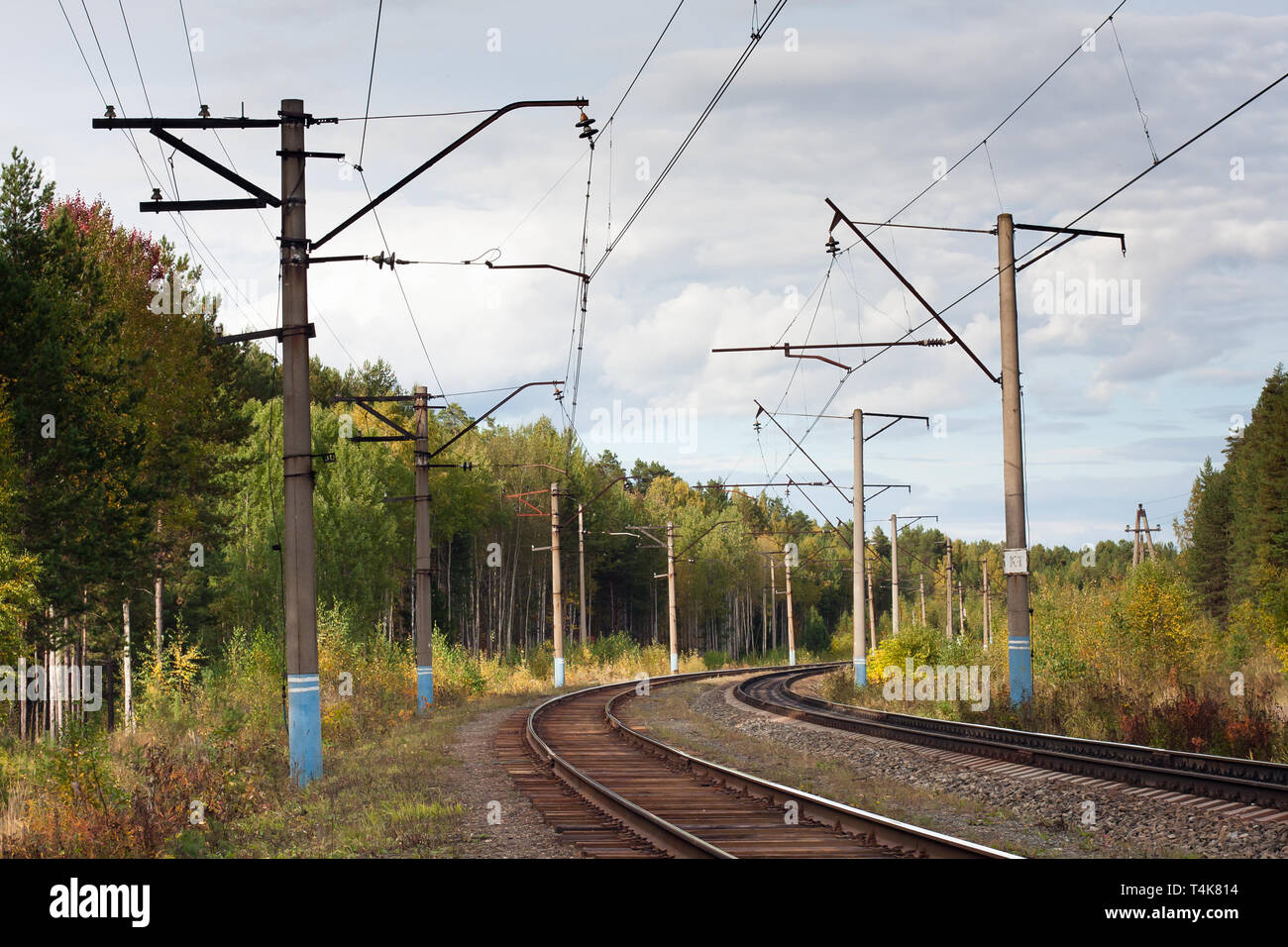 Electrified railway hi-res stock photography and images - Alamy