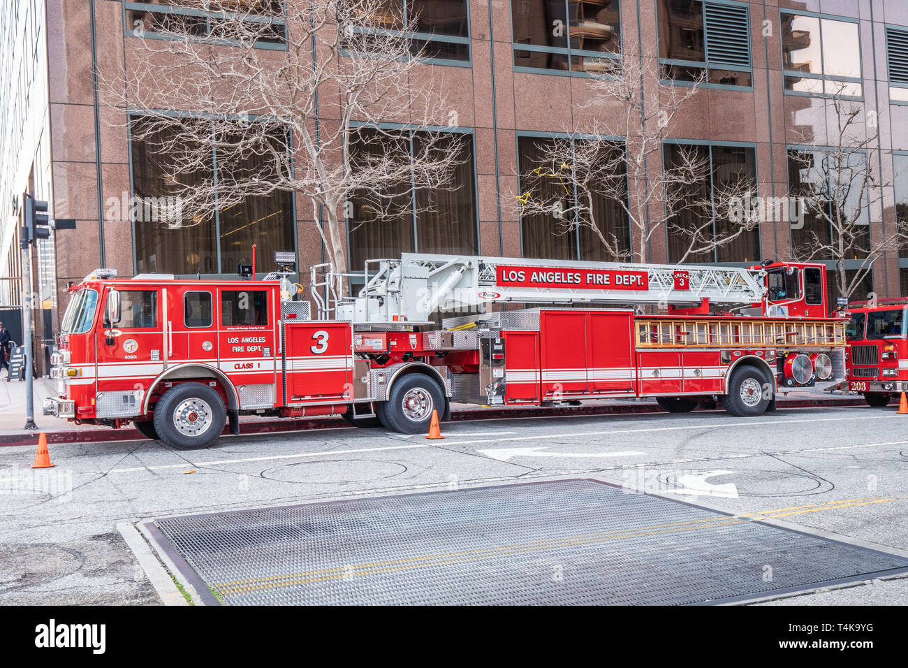 Fire los angeles aerial hi-res stock photography and images - Alamy