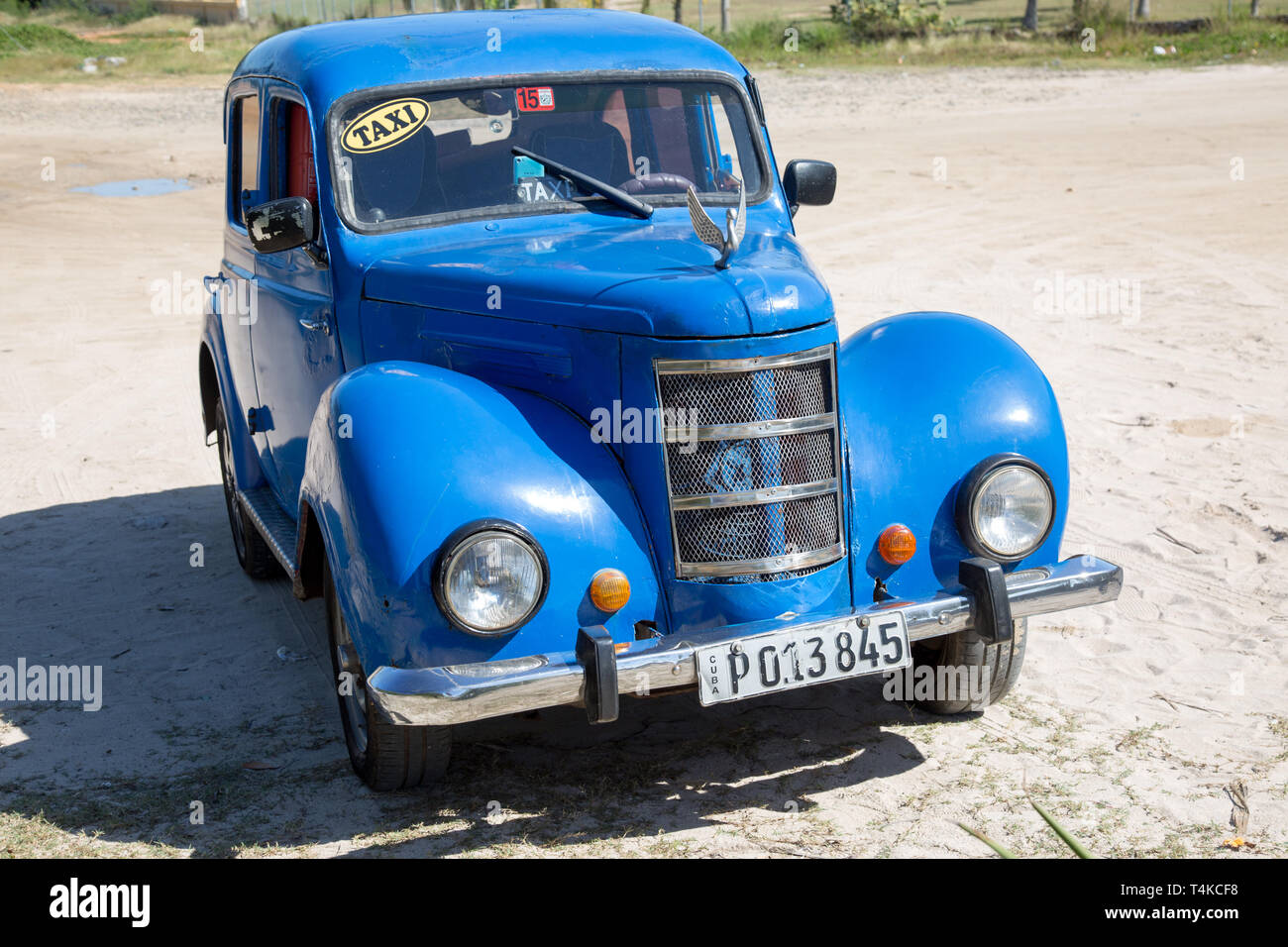 Blue vintage cars hi-res stock photography and images - Alamy