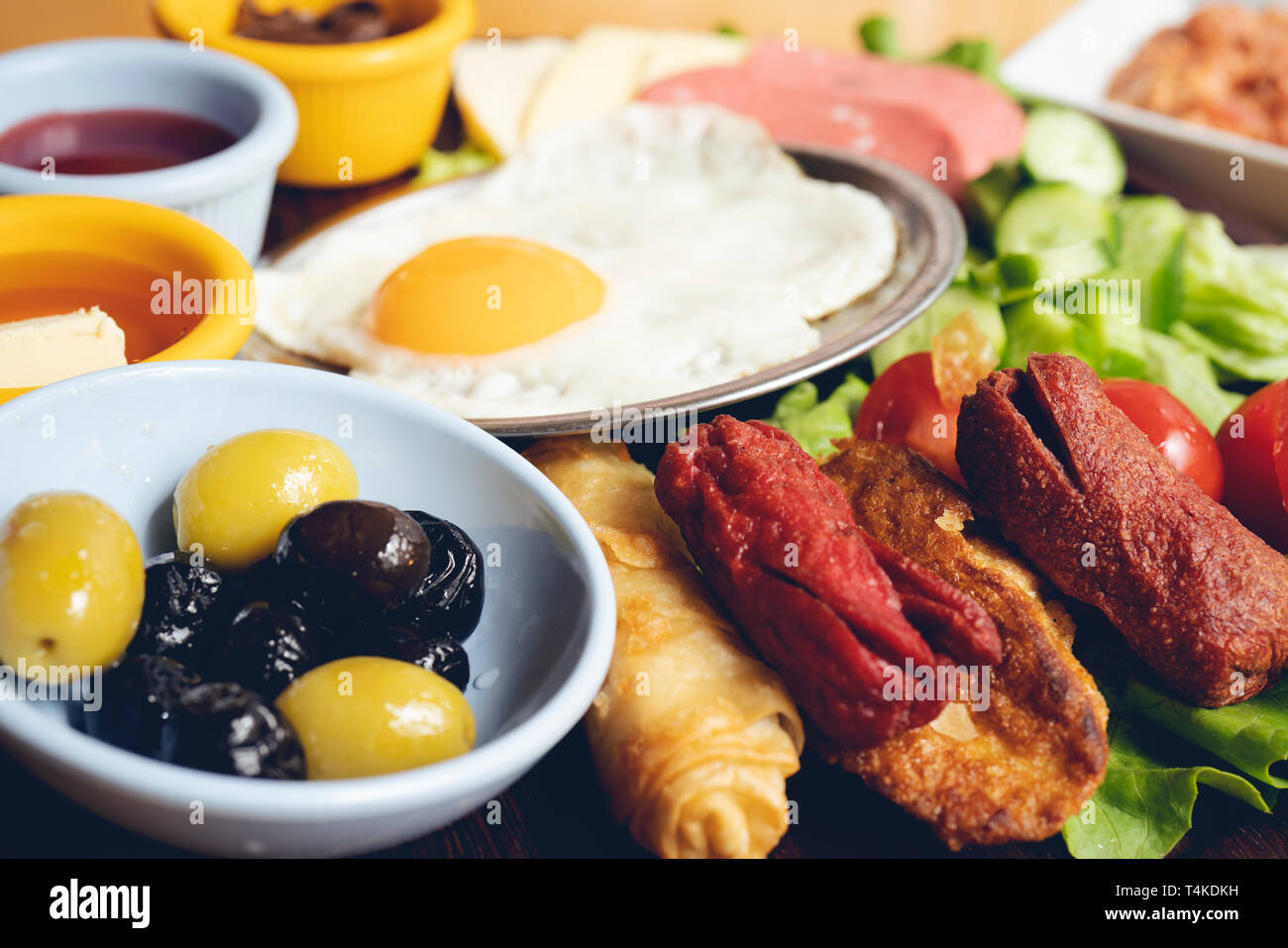 Table set up for continental breakfast Stock Photo - Alamy