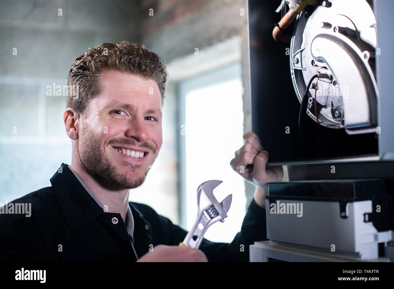 Servicing hi-res stock photography and images - Alamy