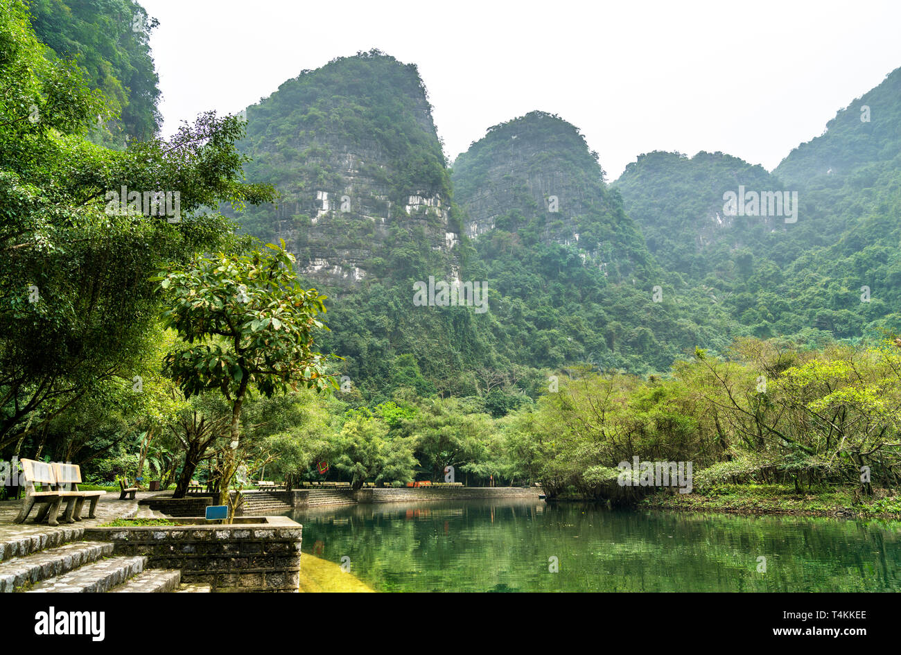 Trang an landscape complex hi-res stock photography and images - Alamy