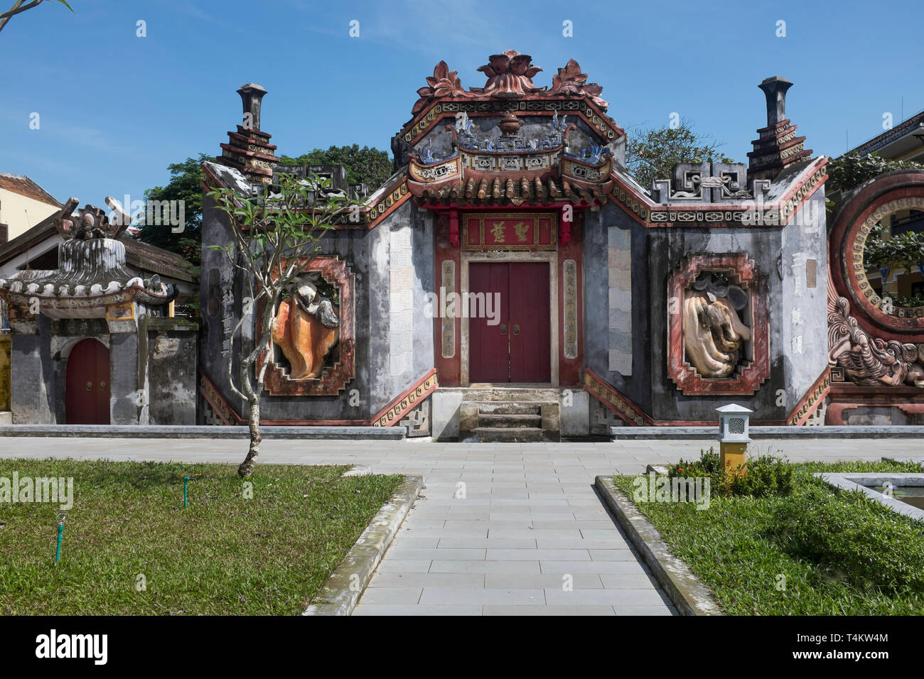 The Ba Mu Temple Gate Hoi An Vietnam Stock Photo - Alamy