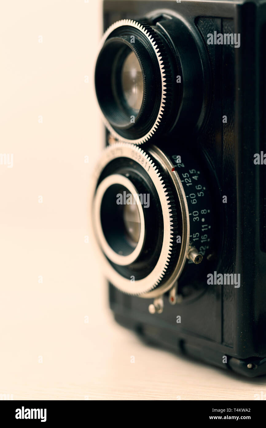 old vintage film camera, copy space close up Stock Photo - Alamy