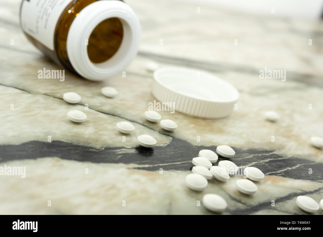 Counterfeit prevention hi-res stock photography and images - Alamy