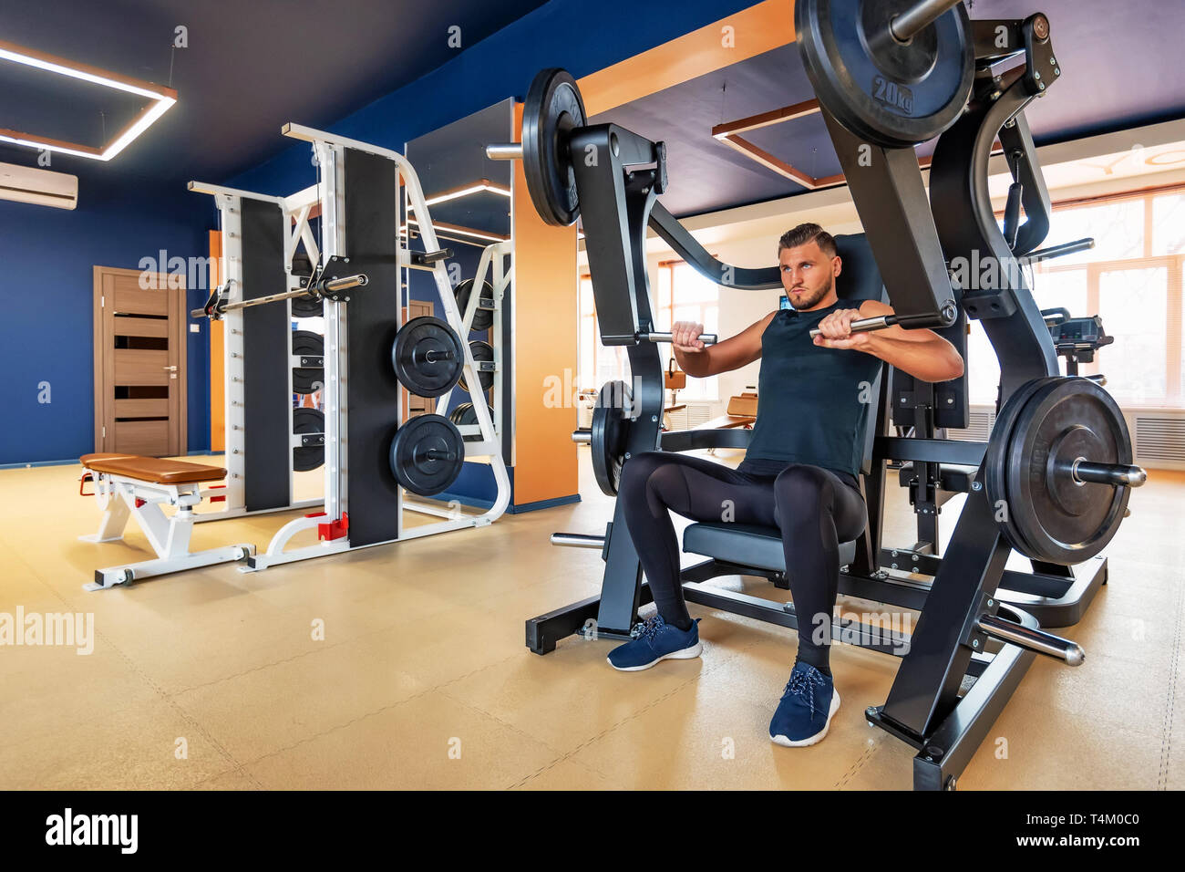 Shoulder press exercise hi-res stock photography and images - Alamy