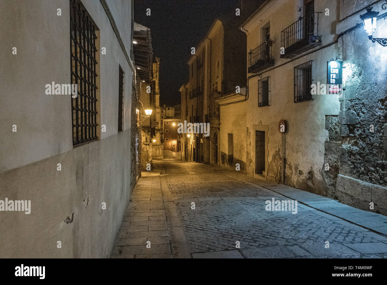 The City of Cuenca at night Stock Photo - Alamy