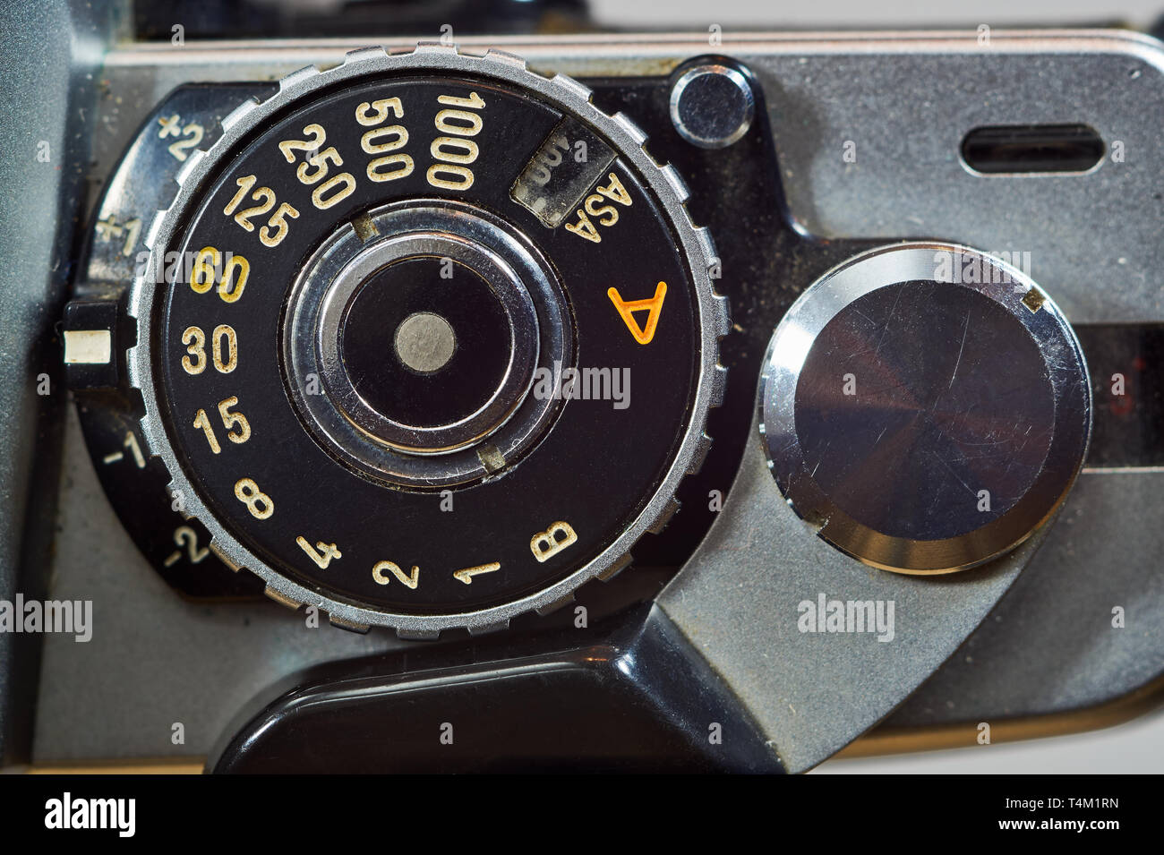 The shutter speed setting ring in the analog SLR Stock Photo - Alamy