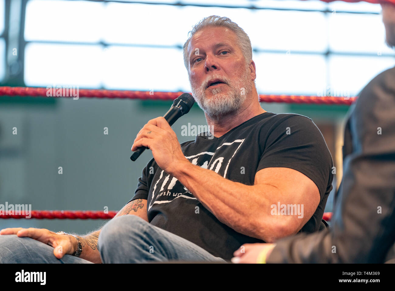 Kevin nash wwf hi-res stock photography and images - Alamy