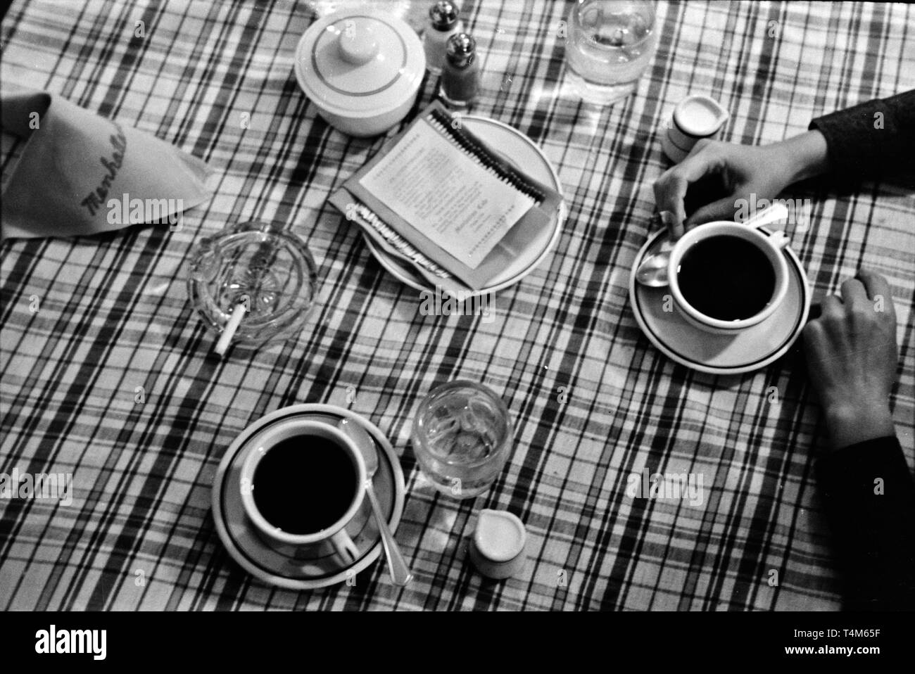 Bill coffee Black and White Stock Photos & Images - Alamy