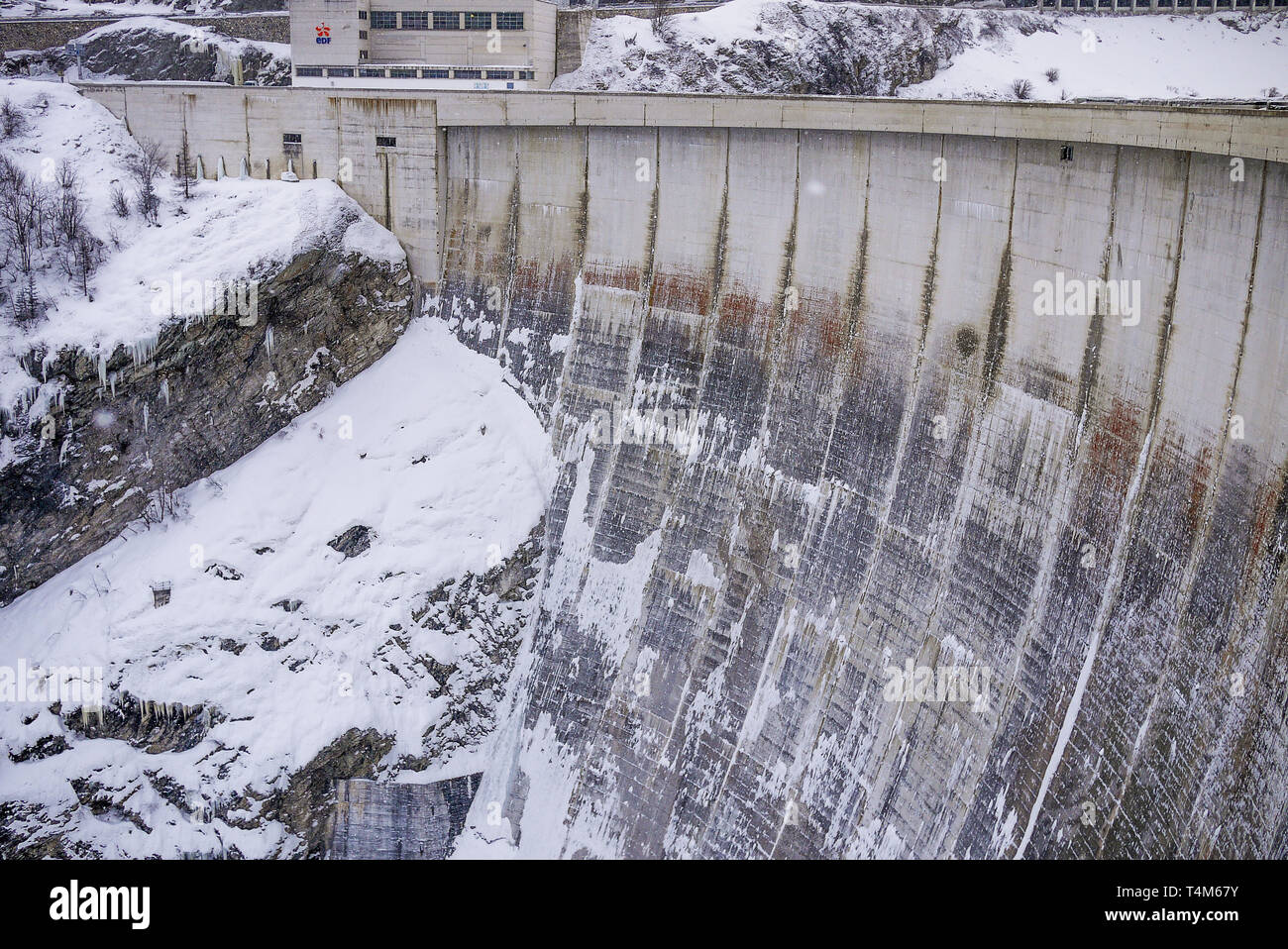 Tignes Dam, Tignes, Savoie, France Stock Photo - Alamy