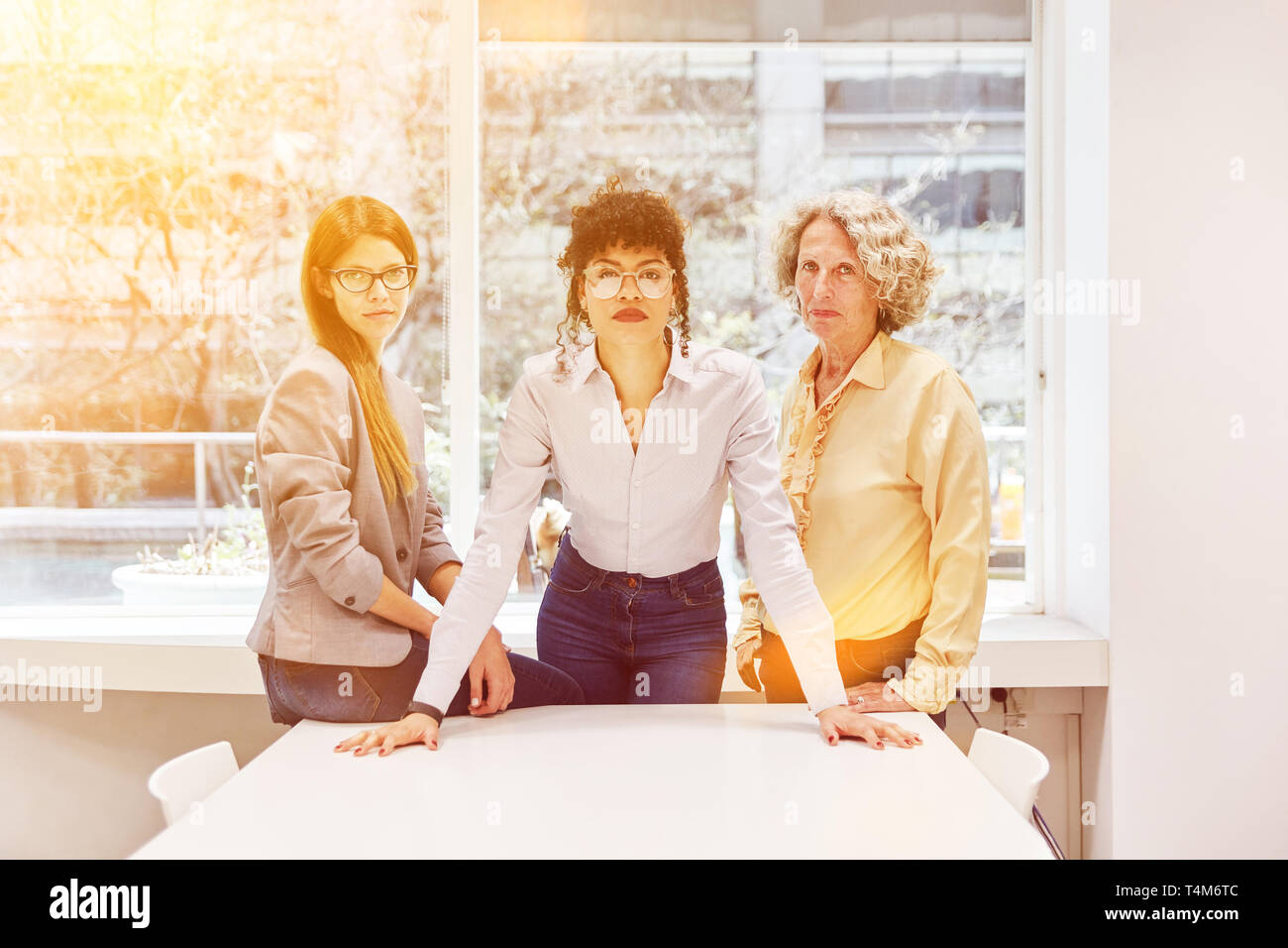 Business career woman hi-res stock photography and images - Alamy