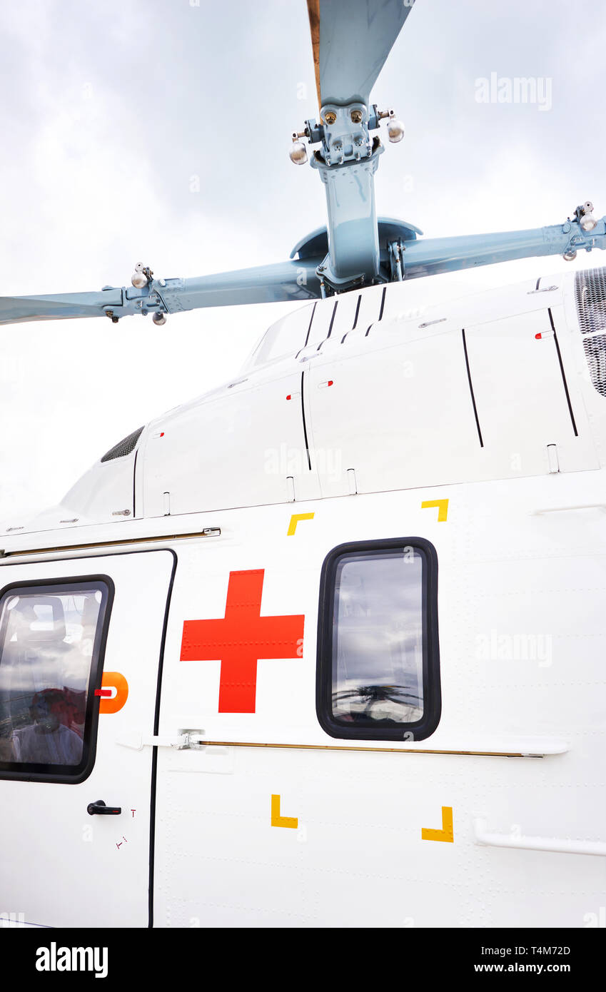 Helicopter for medical ambulance with red cross Stock Photo - Alamy