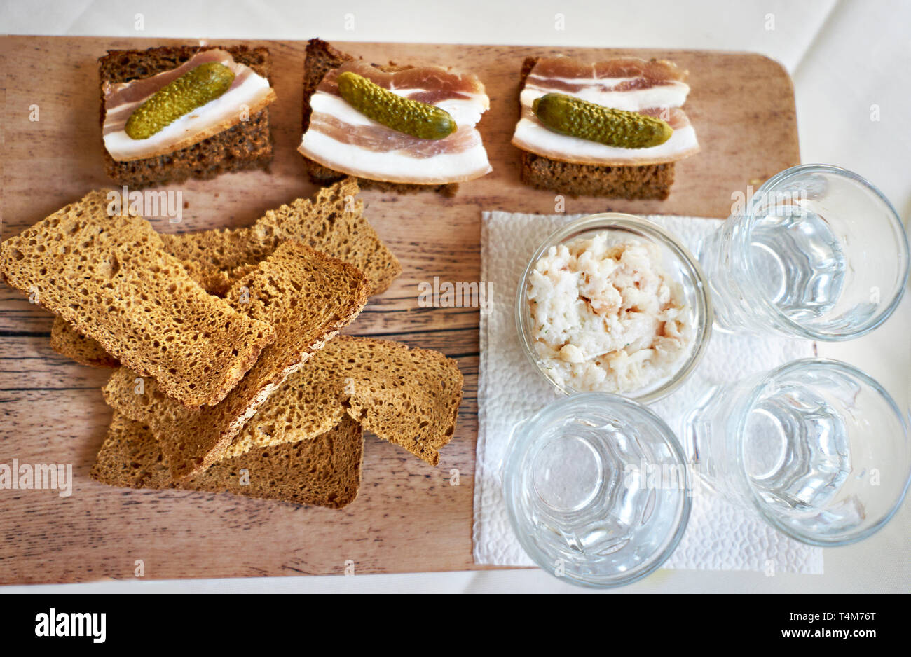 Ukrainian vodka gorilka with salo, bread and sandwiches Stock Photo - Alamy