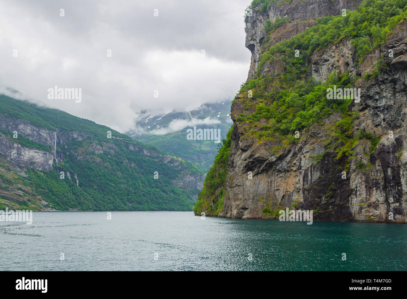 Geiranger waterfalls hi-res stock photography and images - Alamy