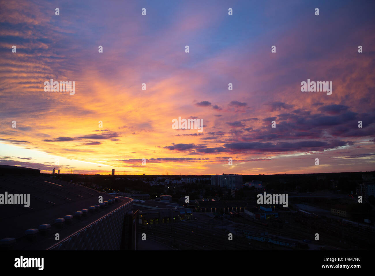 Night view color city sunset hi-res stock photography and images - Alamy