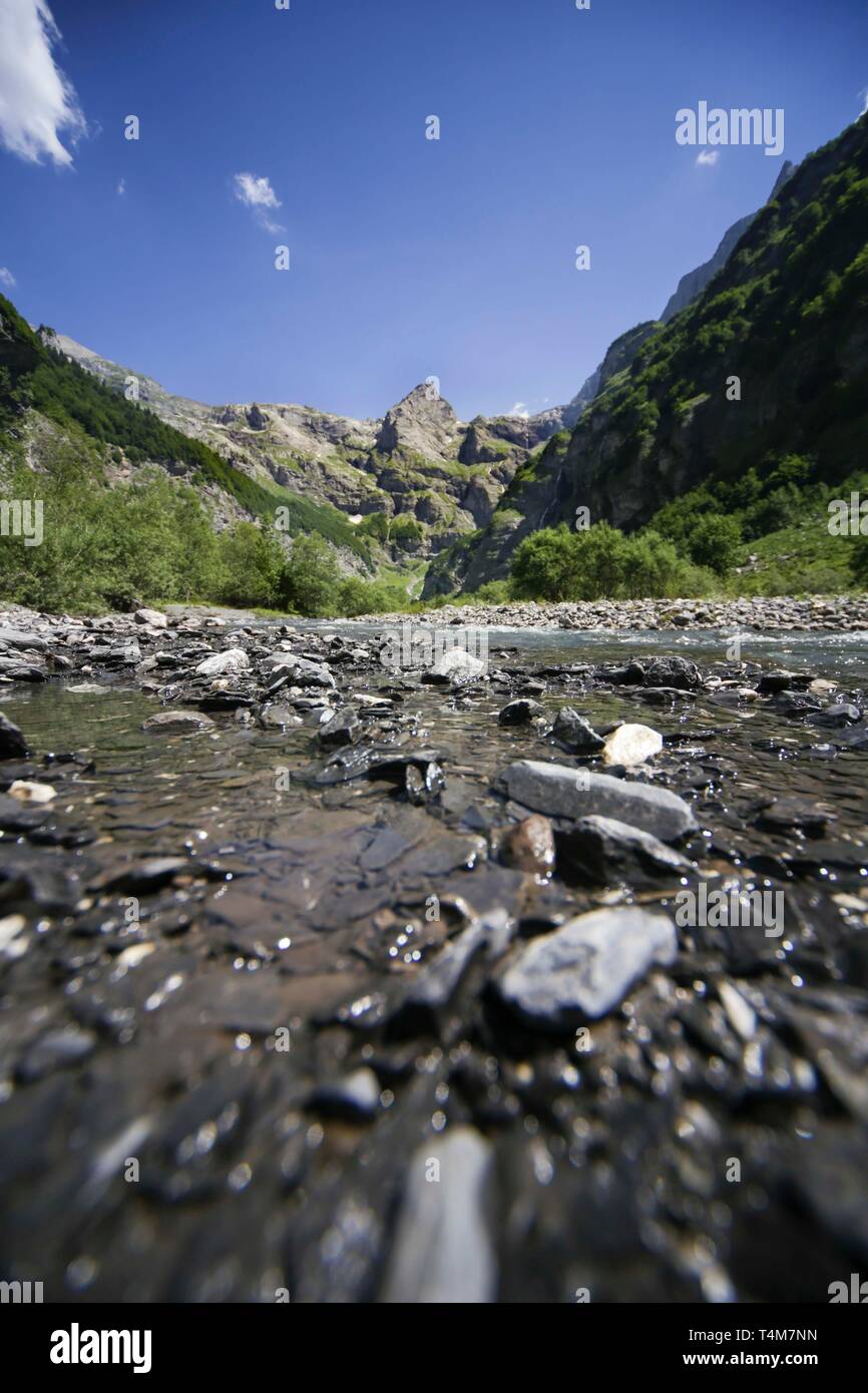 Hike route through mountain ranges across river (bridge) in Chamonix ...