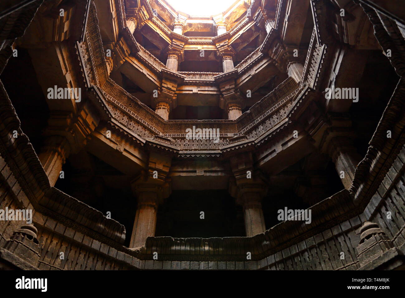 Dada harir vav hi-res stock photography and images - Alamy