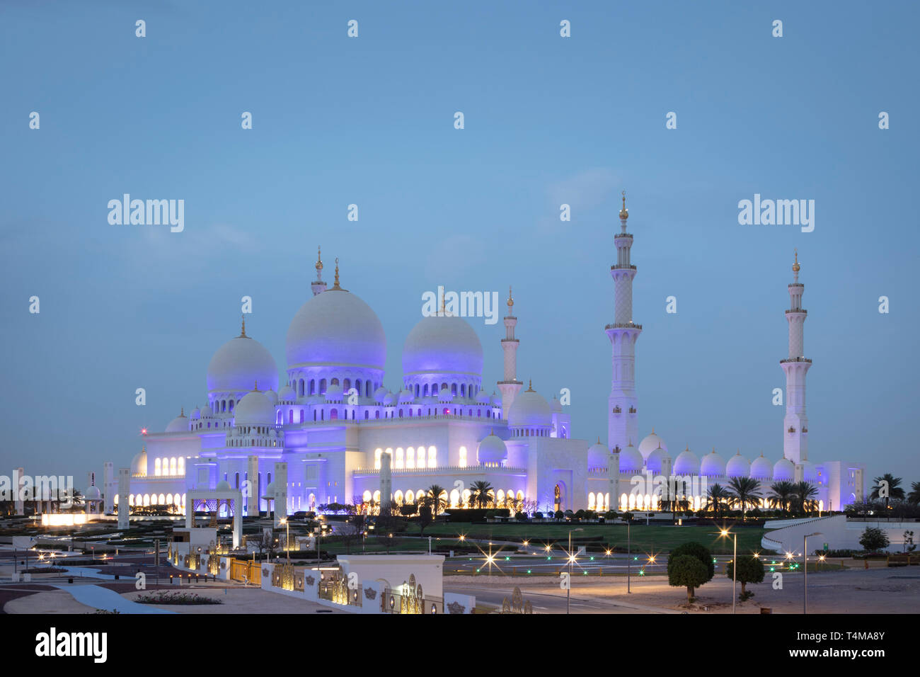 ABU DHABI, UNITED ARAB EMIRATES - April 3, 2019: The Sheikh Zayed Grand ...