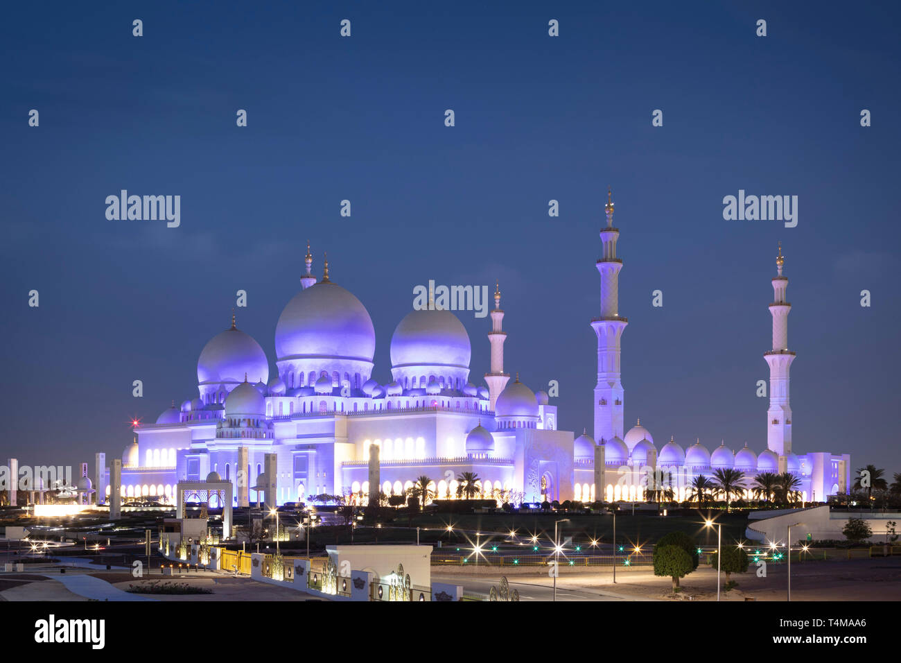 ABU DHABI, UNITED ARAB EMIRATES - April 3, 2019: The Sheikh Zayed Grand ...