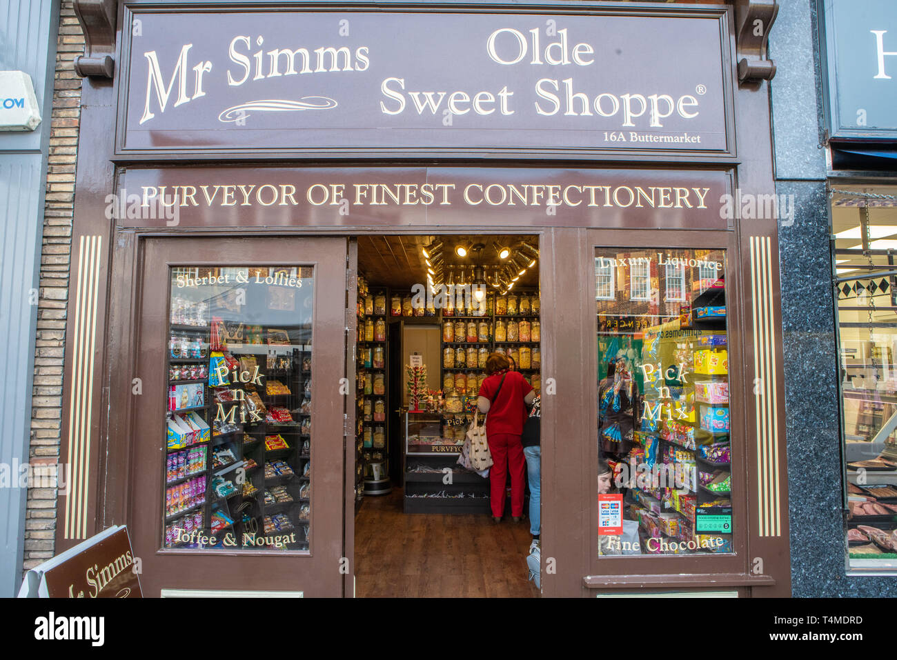 Olde sweet shoppe hi-res stock photography and images - Alamy