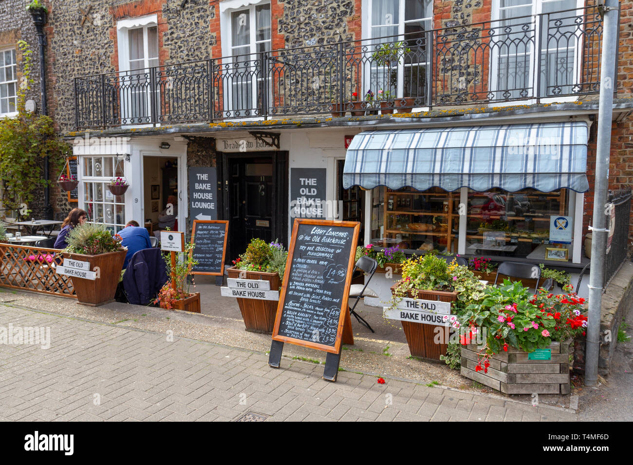 The Old Bakehouse bakery and tearoom, Broadstairs, England Stock Photo ...