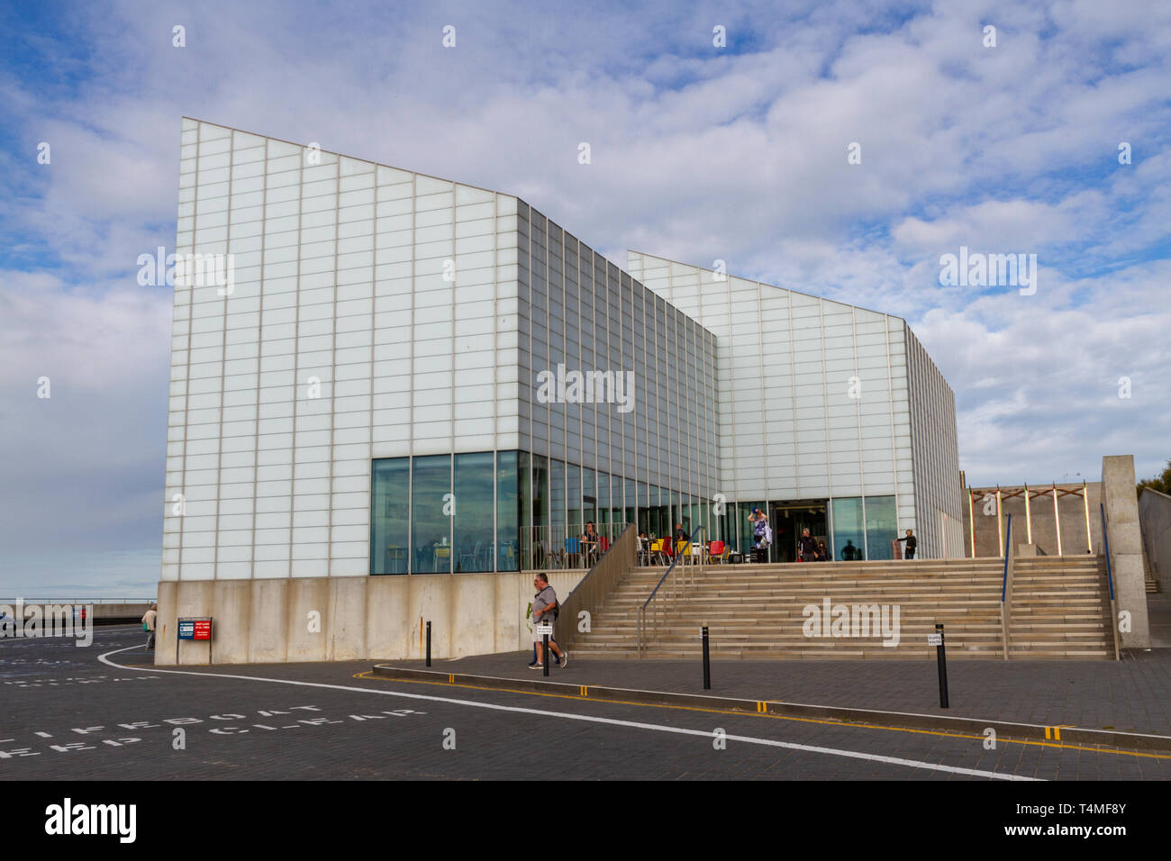 The Turner Contemporary Gallery in Margate, Thanet, Kent, South East ...
