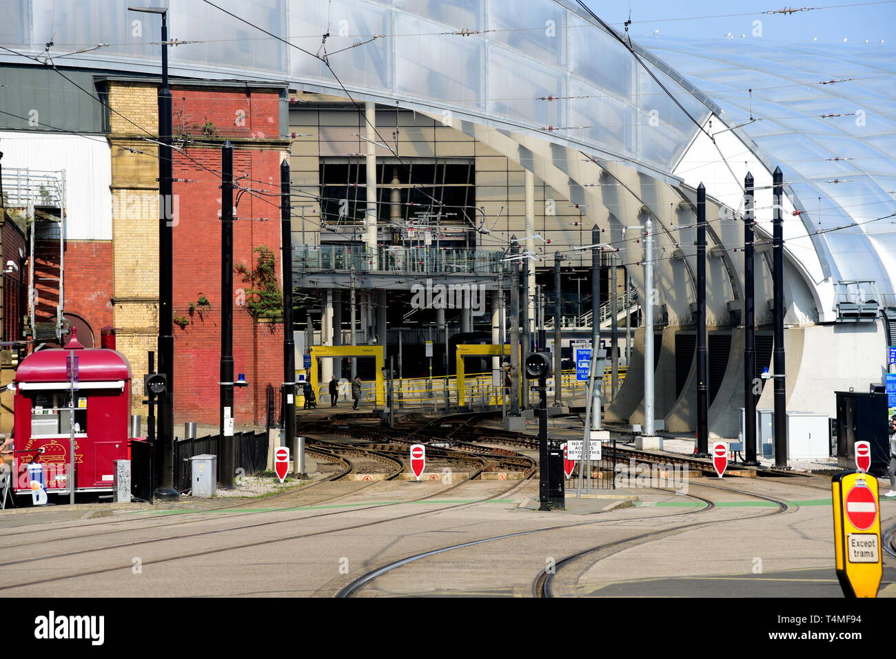 Victoria Rail Station Stock Photo - Alamy