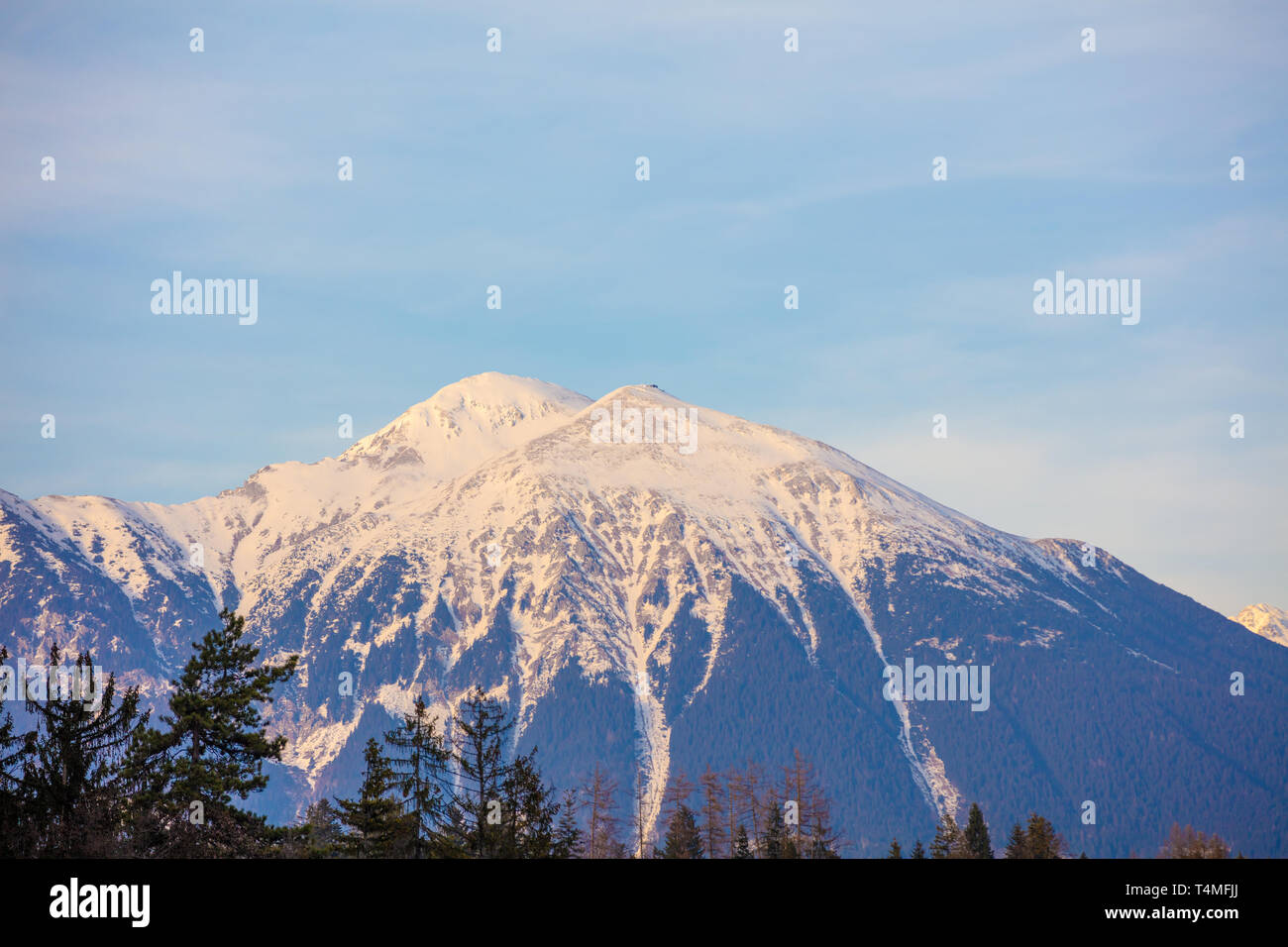 Stol mount hi-res stock photography and images - Alamy