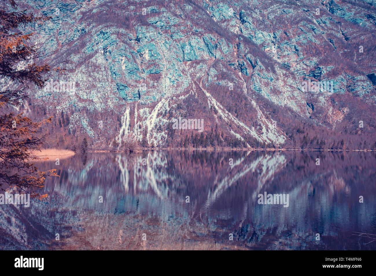 Mountain lake with reflection in the water Stock Photo - Alamy