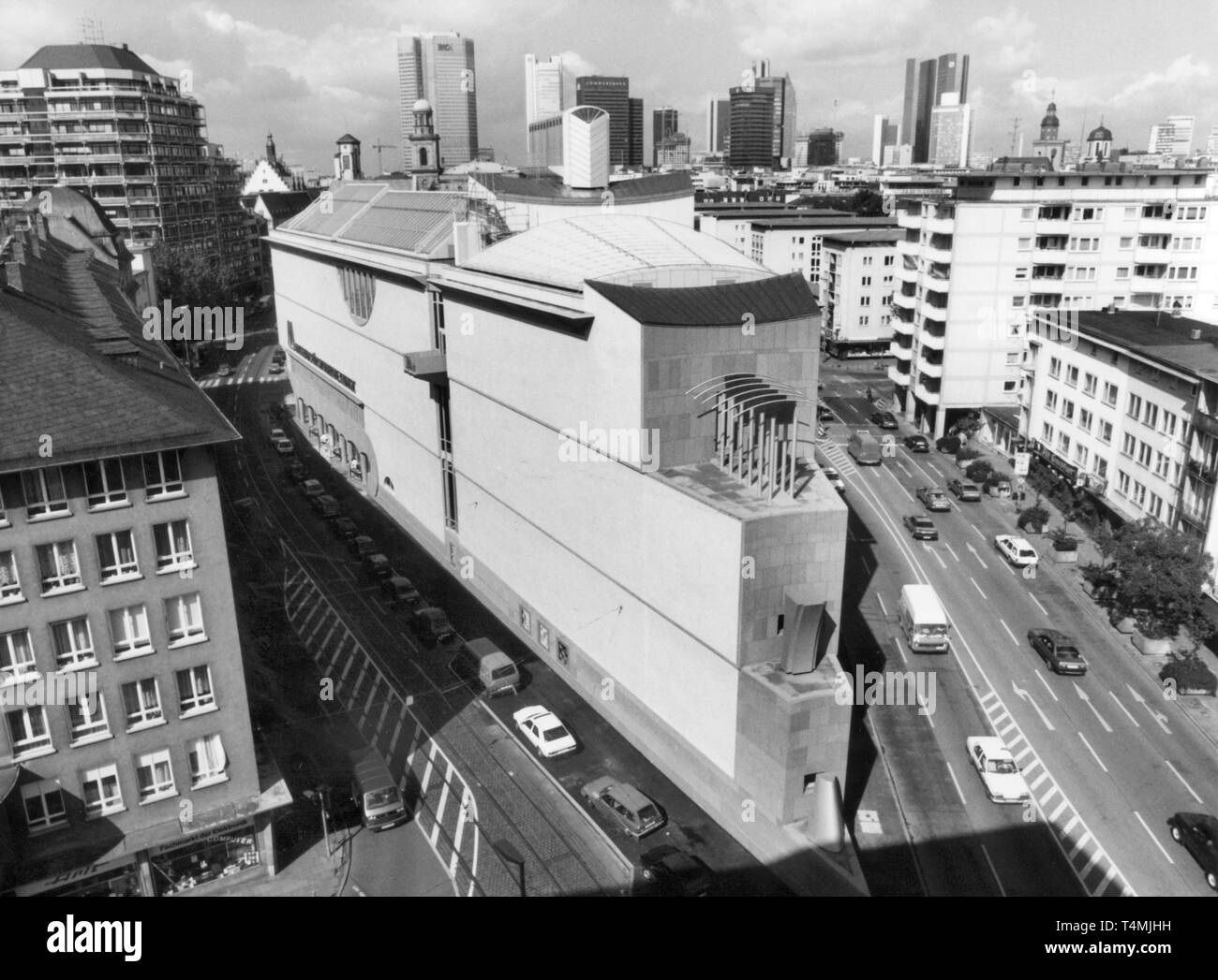 File - The new Museum of Modern Art (MMK) in Frankfurt am Main on 11 ...