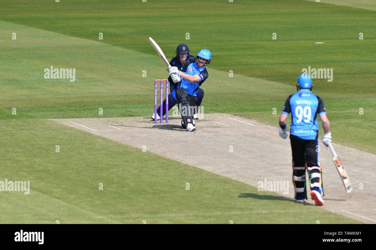Hamish Rutherford on his way to scoring 108 for Worcestershire Rapids ...
