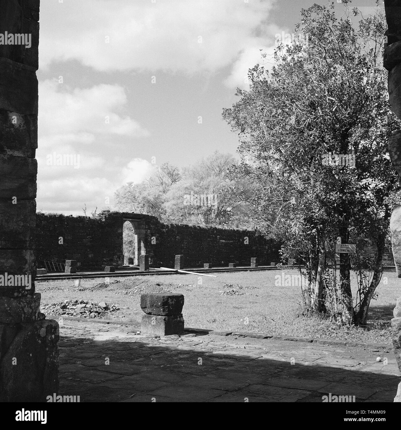 Protected inner courtyard hi-res stock photography and images - Alamy